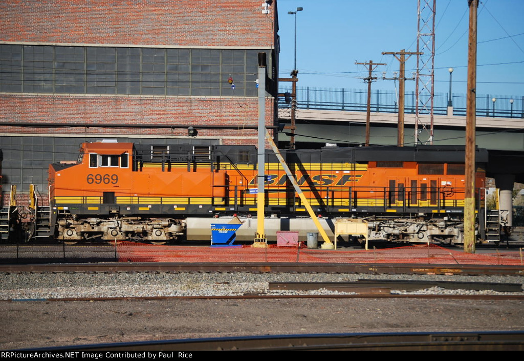 BNSF 6969